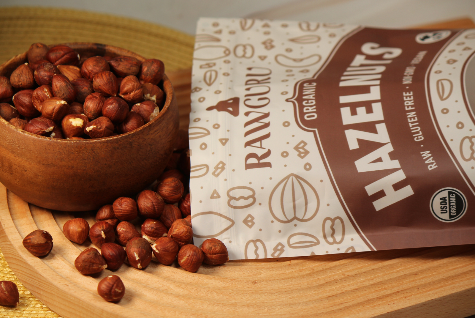 The Health Benefits of Hazelnuts: A Nutritional Powerhouse | rawguru.com
