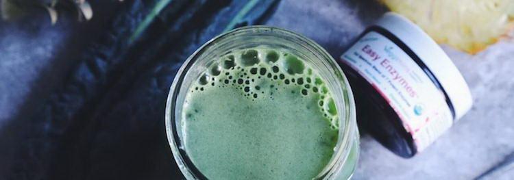 Pineapple Greens Enzyme Blast Juice + The Benefits of Enzymes | rawguru.com